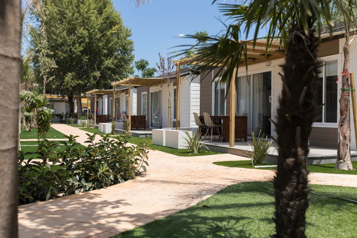 Camping & Bungalow Los Llanos, Family Bungalow - Ondara