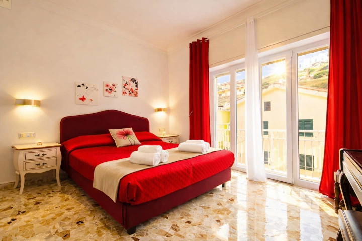 Apartment With Balcony And Two Bedrooms - Maiori
