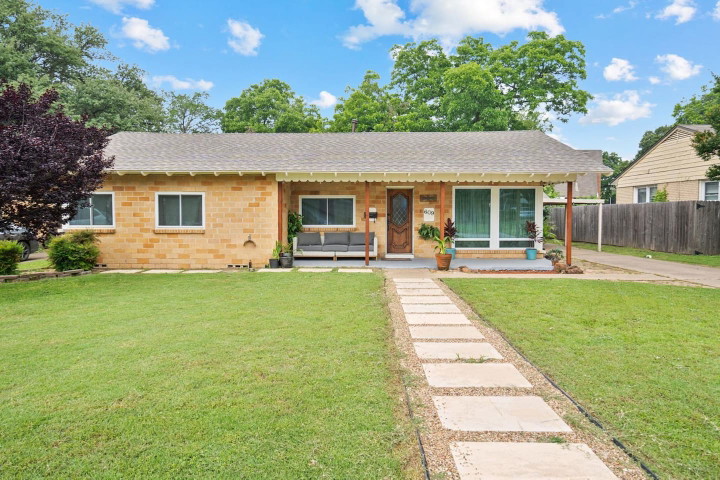 Maison Familiale Près De Dfw/patio Avec Barbecue/privée/4 Personnes - Irving, TX