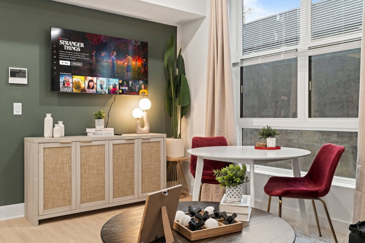 Near Downtown New Build Apt W/full Kitchen+laundry - Upper Darby, PA