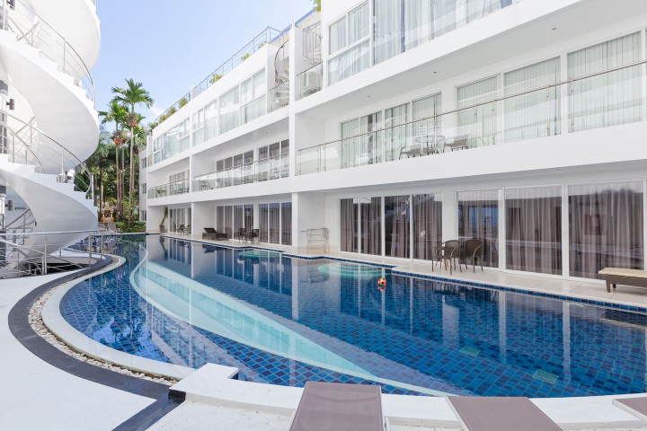 Newly Renovated Comfy Penthouse Karon - Thailand