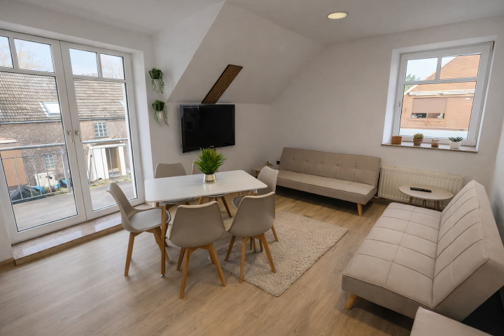 A Village-style Getaway - Düsseldorf