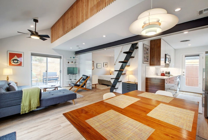 Sweet South Austin Bungalow In Bouldin Creek - Austin, TX