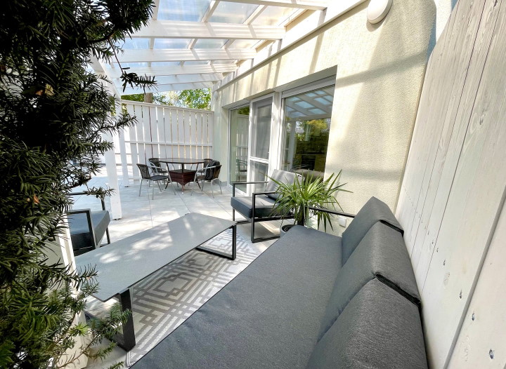 Lakeside Cottage Next To Beach In Balatonlelle - Balatonlelle