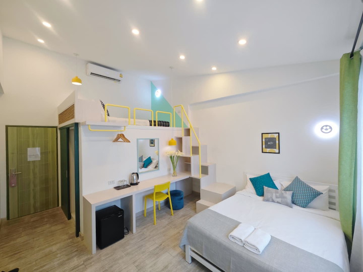 The Ellis Hostel - 24h Reception/private Bathroom - Bangkok