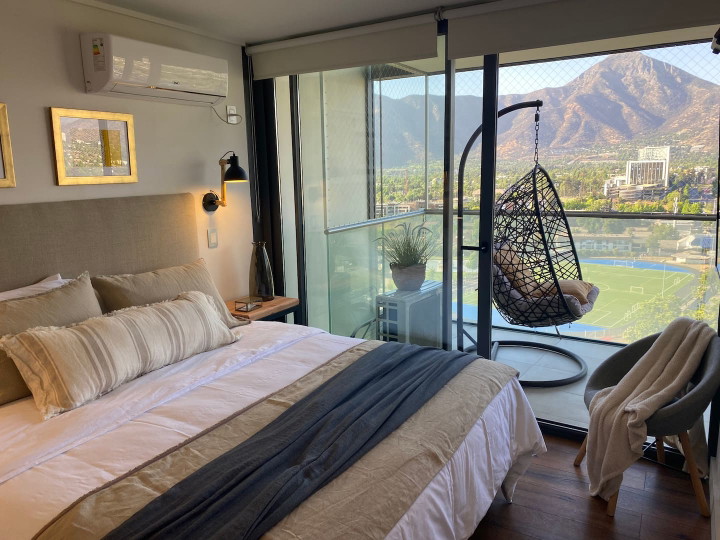 Apartment With A View And Pool Steps From Parque Arauco - Las Condes