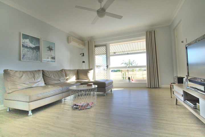 Spacious 3br Unit With Pool Near Shops & Cafés - Brisbane