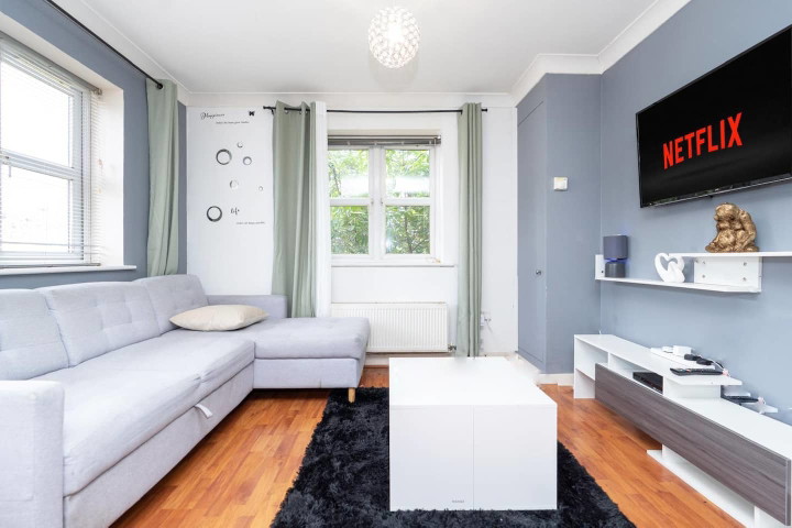 Crew Digs | 2bed 2bath + Parking - Southampton