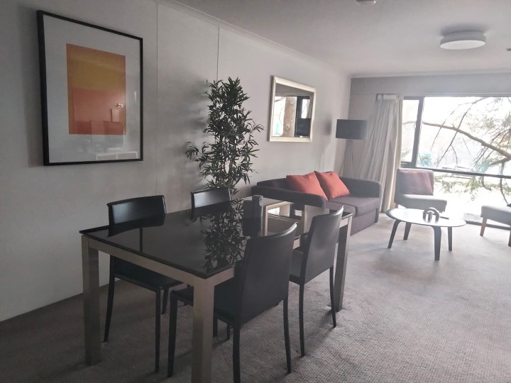 1br Executive Apartment, In City Centre - Canberra