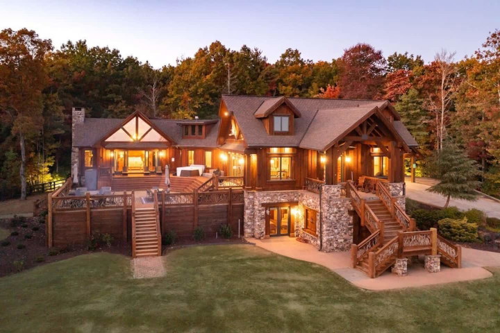 9 Bedroom Lodge & Barndominium Combo - Georgia, GA