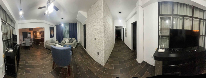 House In The. Center Of Morelia 3 Bedrooms & 2 Bathrooms - Morelia