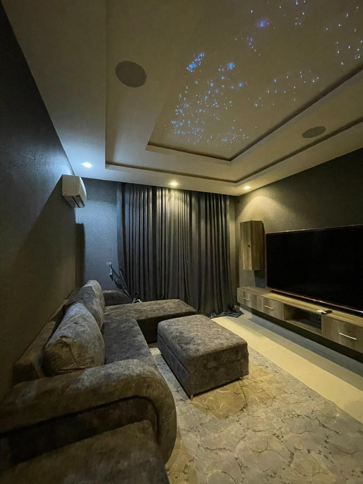 5 Star Plush Home. Guzape, Abuja - Abuja
