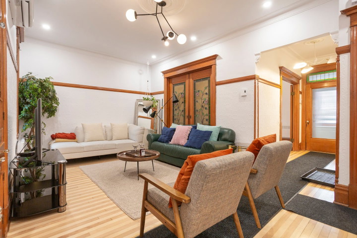 Le Saint-denis Jarry #299095, Near Jarry Metro - 蒙特婁