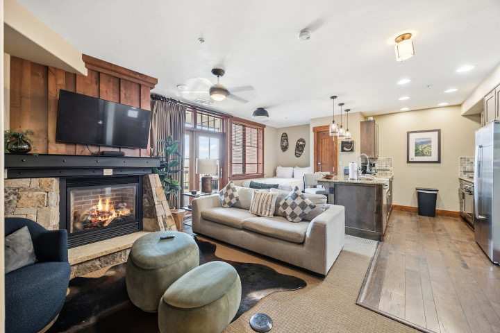 Oshp Studio | Peak 8 Base, Pool & Spa | Sleeps 4 - Breckenridge, CO