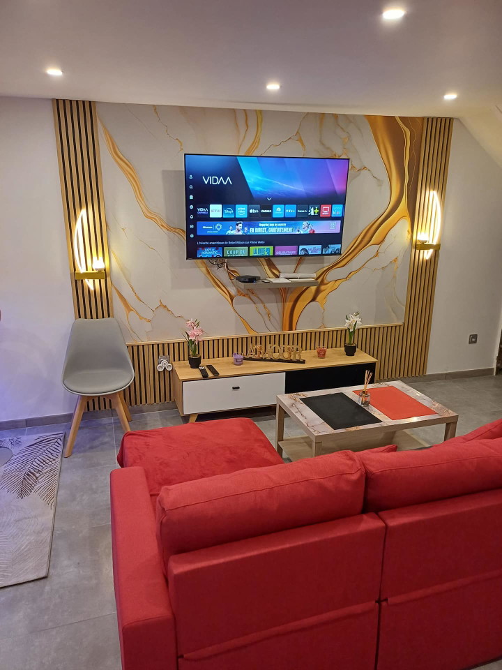 Glamour: Chic 70 M2 House, Self Check-in - Montluçon