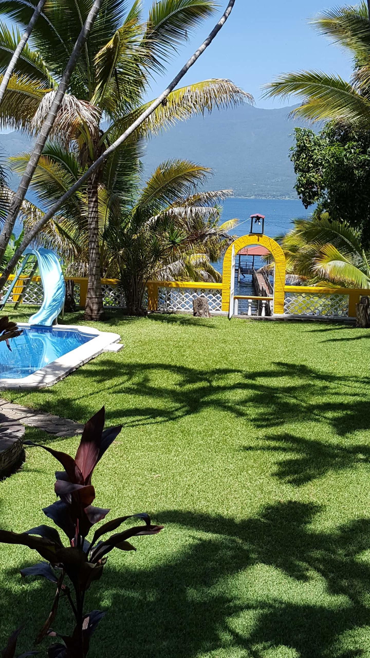 Lakefront Quinta Kassandra In Lago De Coatepeque - El Salvador