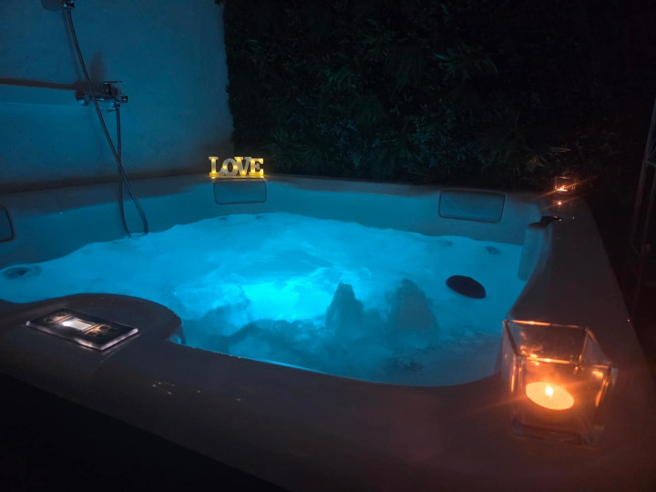Casa Spa Relajante Para Parejas Con Desayuno. - Moraleja