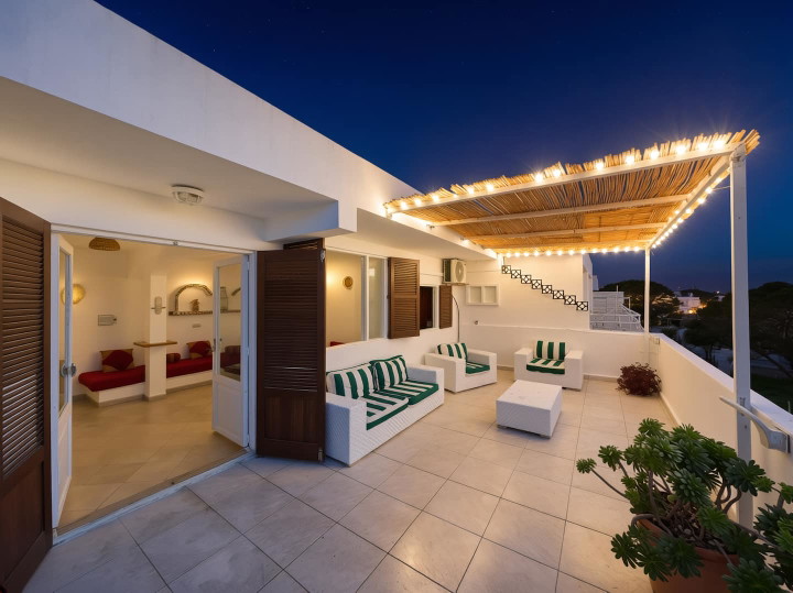 Centrally Located Penthouse With Large Terrace - Formentera