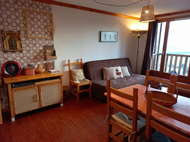Appartement Chaleureux En Résidence Avec Piscine - Lac Pavin