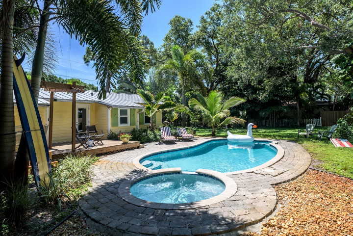 Historic Renovated Cottage W/ Private Heated Pool! - Fort Lauderdale, FL