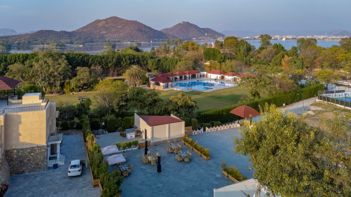 Maanya 4.5 Bhk Luxury Villa At Udaipur Lakeside - Udajpur