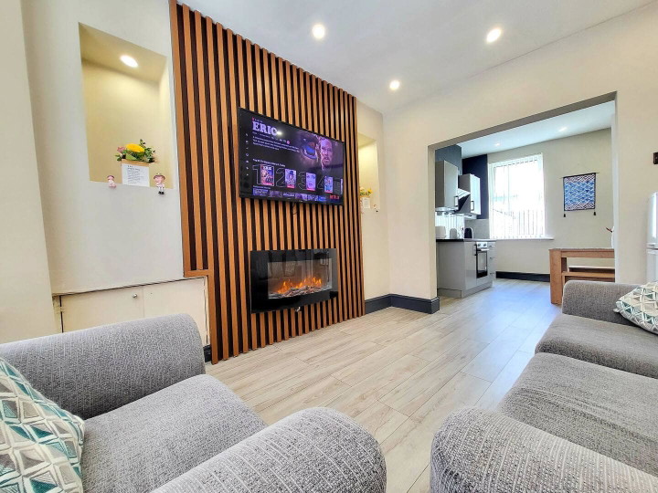 Entire House Close 2 Centre Stadium Free Parking - Liverpool