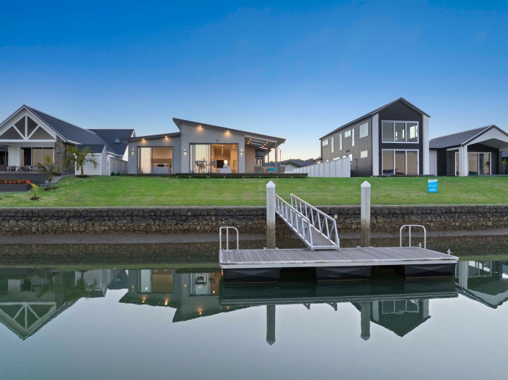Waterfront Retreat With Private Dock - Whitianga