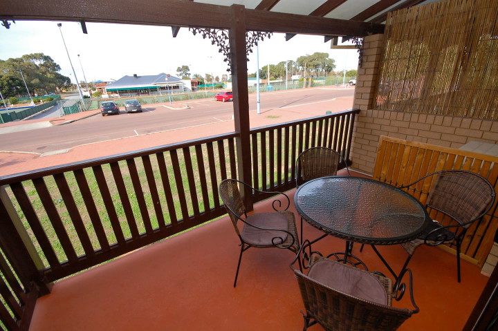 Seaview On Kent, A Beachside Gem. - Rockingham