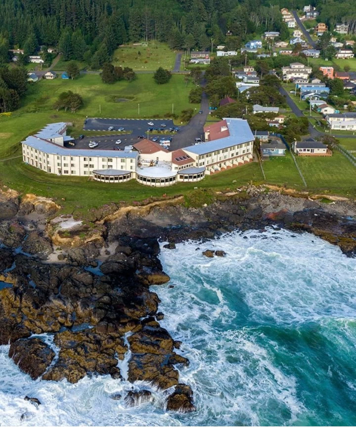 Bonsai Beach Cottage - Oceanfront - Yachats