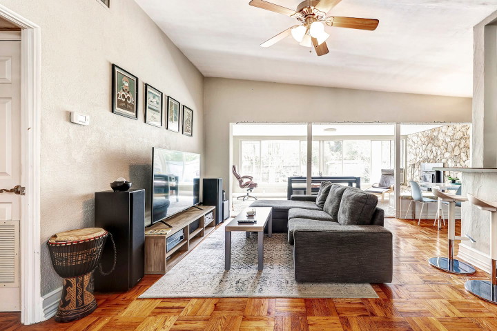 Orlando Mid-century Modern Home - Entire House - Winter Park, FL