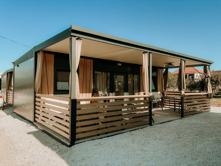 Stylish Cottage With Terrace In Sukošan - Kroatien