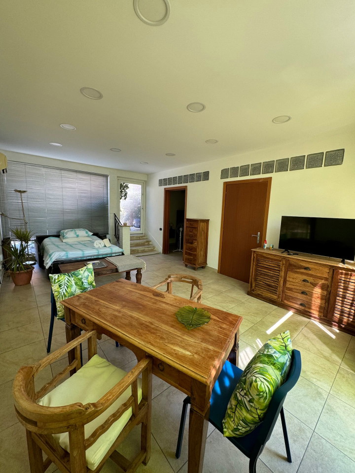 Cozy Apartment In Villa - All People Are Welcome - Marino