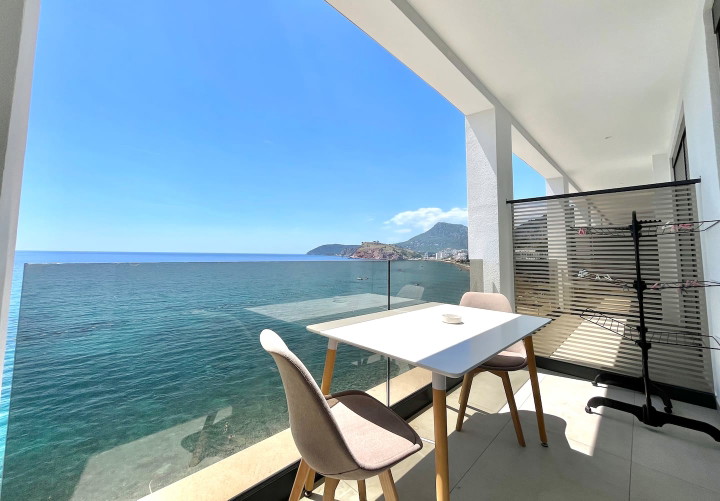 Waterfront Studio Apartment W/ Fantastic Sea View - Montenegro