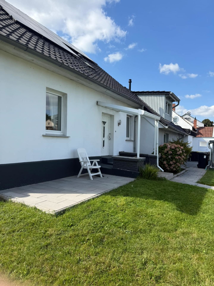Haus Mit Garten

Casa De Verano - Minden