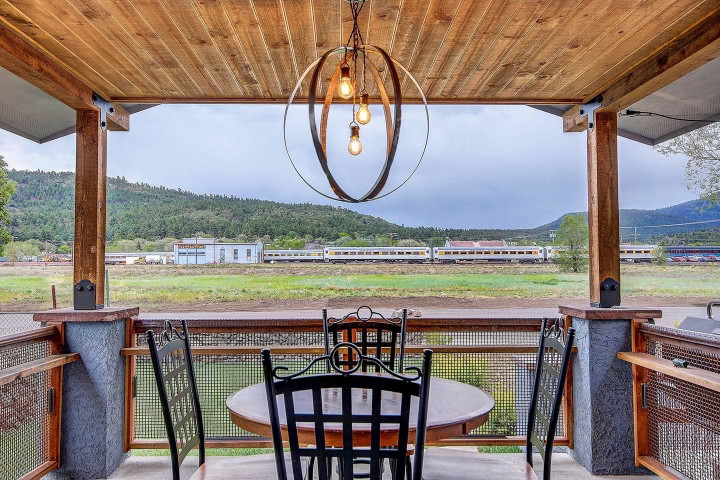 Grand Canyon Train House -A Unique Stay! - Williams, AZ