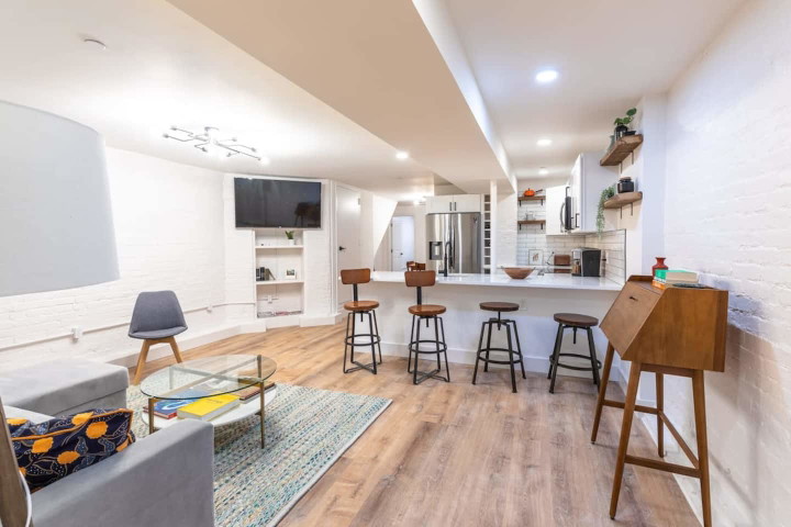 Sojourn In Dupont Circle: Modern Meets Historic - Washington, D.C., DC