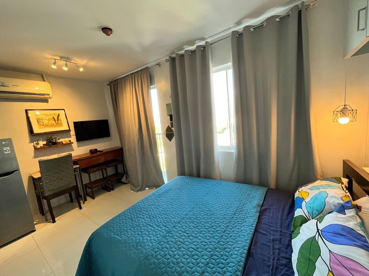 Bacolod Grand Flats + Pool + Wifi + Netflix - Bacolod