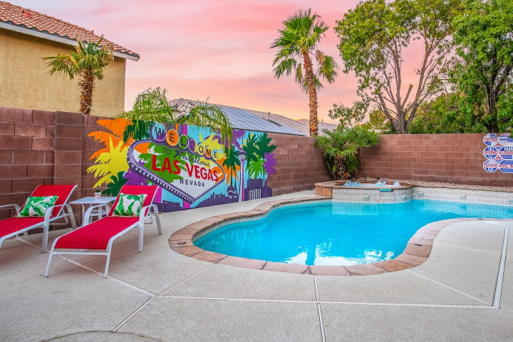 Fun In The Sun - Luxury 4br Vegas Home W Pool! - Las Vegas Strip, NV