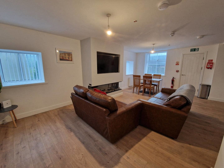 Apartment 6 - The Tynte - South Wales