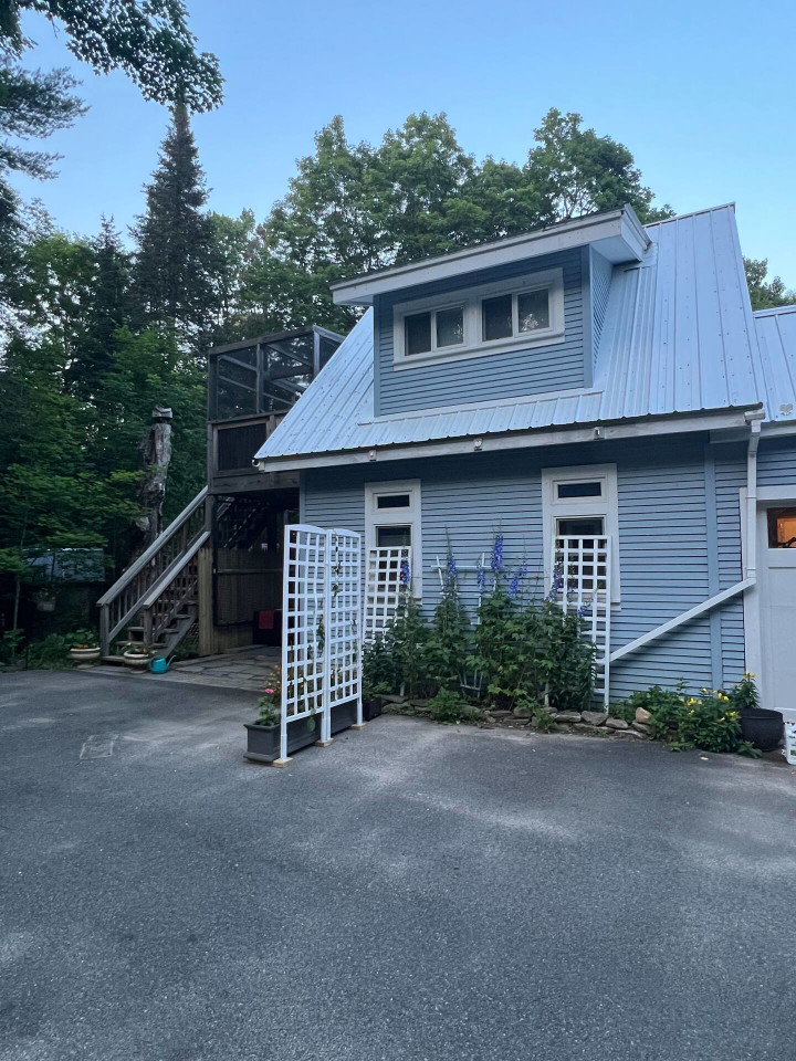 Windfall Carriage House - Saranac Lake
