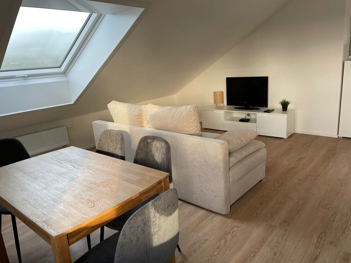 Moderne Dachgeschosswohnung - Bad Wimpfen