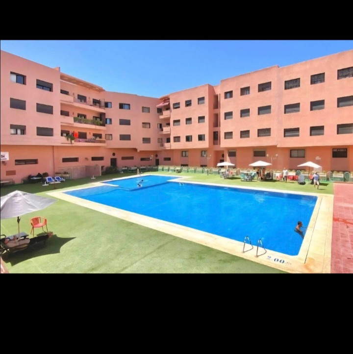Appartement 97m², Piscine, Fibre, Clim, Parking - Marrakech