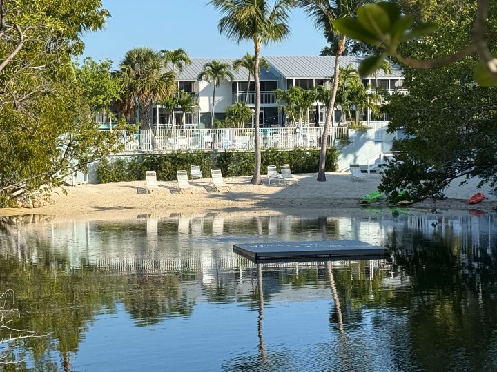 Lagoon Views, 2 Pools & Beach | Gated Key Largo - Key Largo
