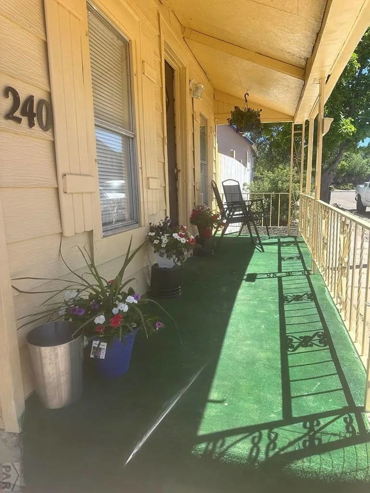 La Kōzē Cabañita - Pueblo, CO