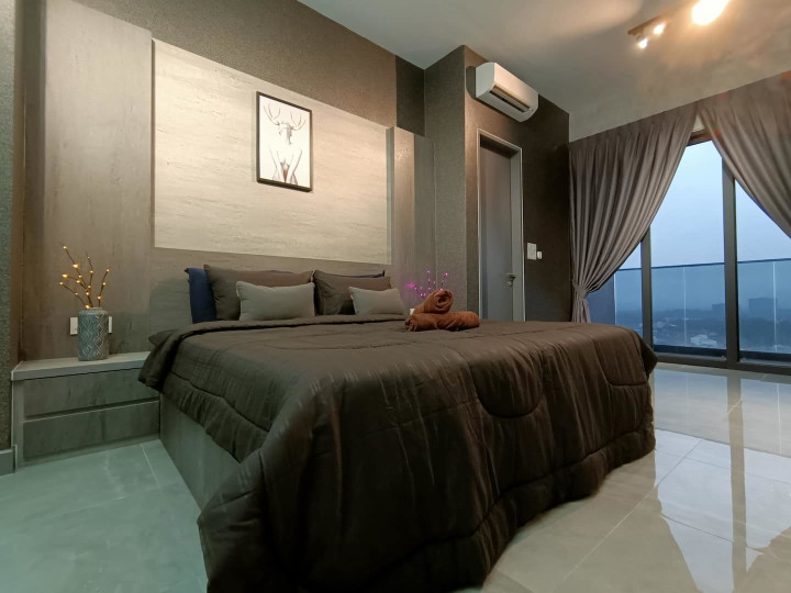 Attic Premium Couple's Studio [Netflix] - Malacca