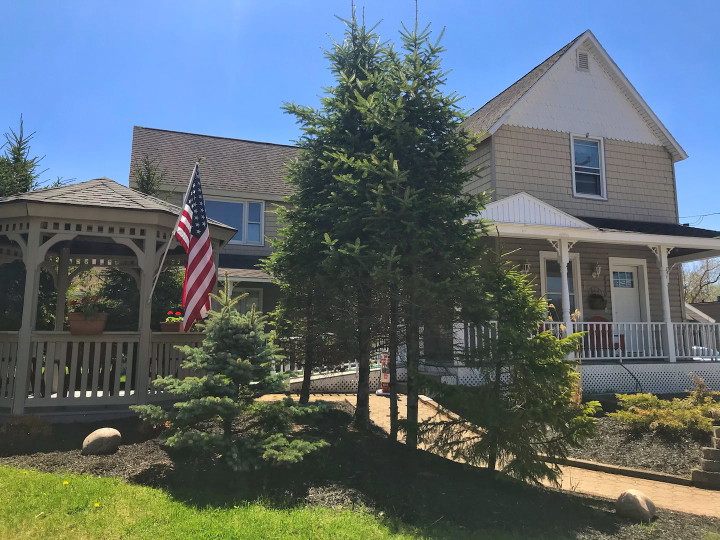 Cozy One Bedroom Apartment On Main St Old Forge - Old Forge, NY