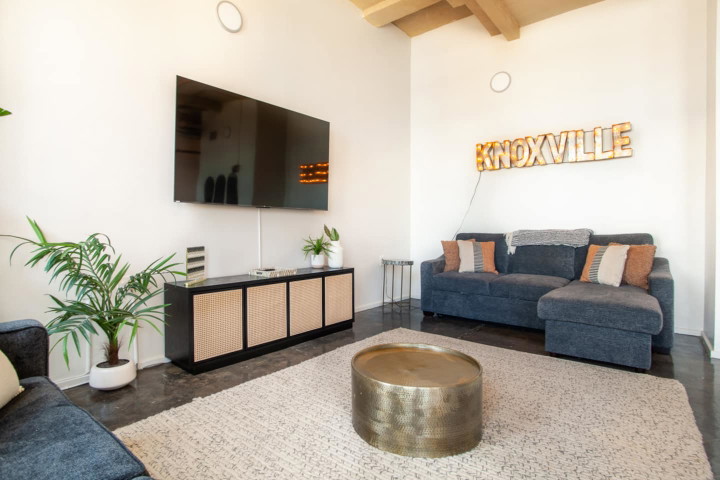 Historic Sterchi Loft On Gay St - Tennessee