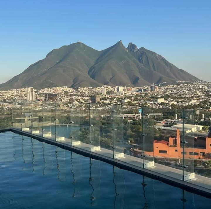 Close To Access 9, Parque Fundidora, And Lago Stalucía - Monterrey