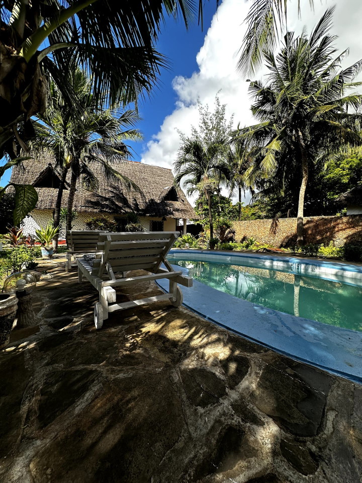 Villa Tata | ÉLégant 2br Avec Piscine Privée Et Jardin - Diani Beach