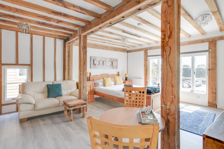 Spacious Maldon Studio 2 Guests Town Centre - マルドン